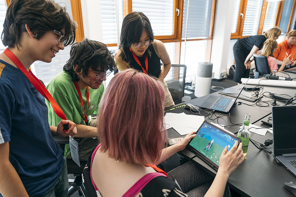 16.10.2024 - Gaming Session Extended – Spiele ausprobieren und selber ...